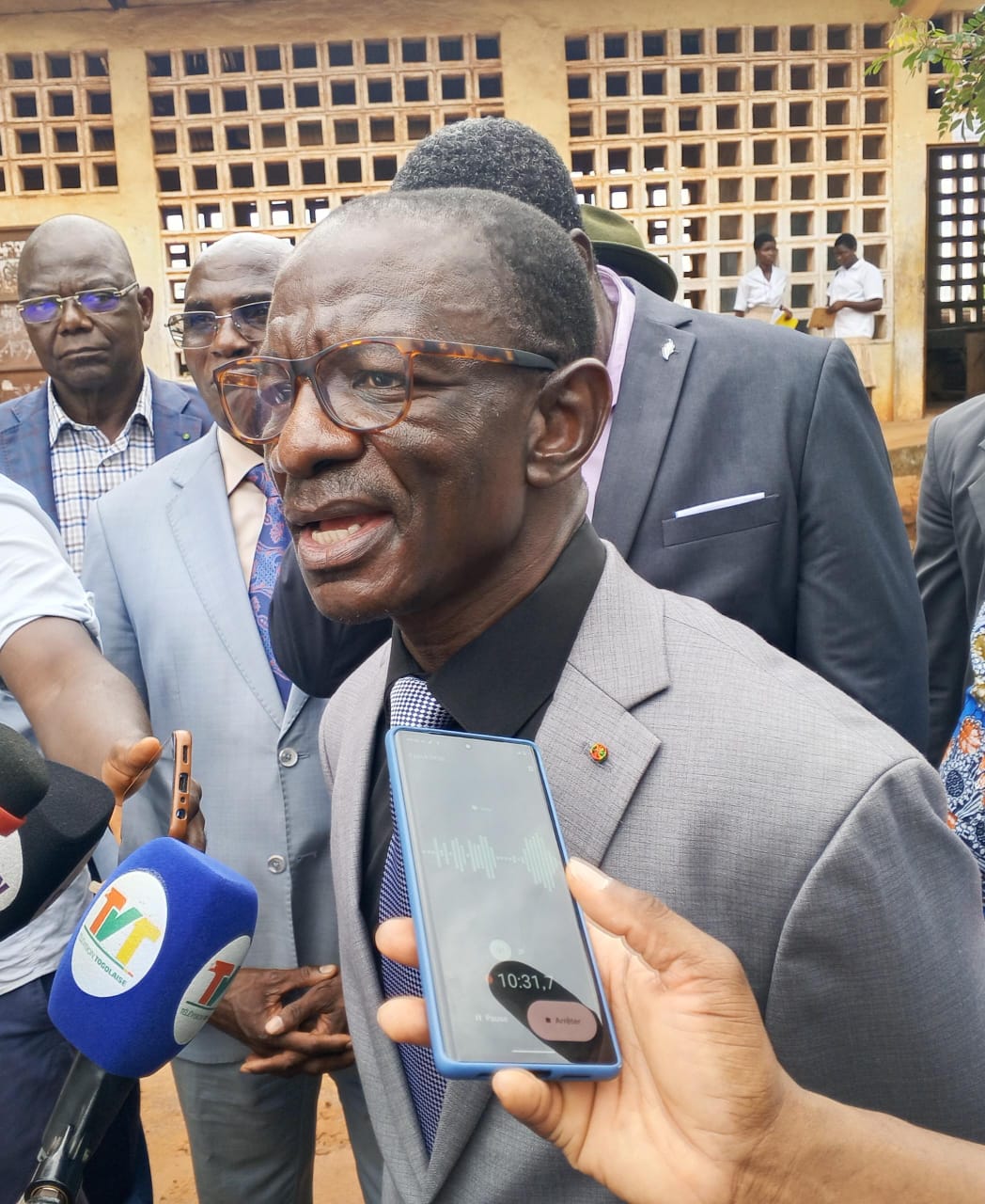 Après le coup d’envoi du BEPC 2026, Mama Omorou appelle les candidats à ...